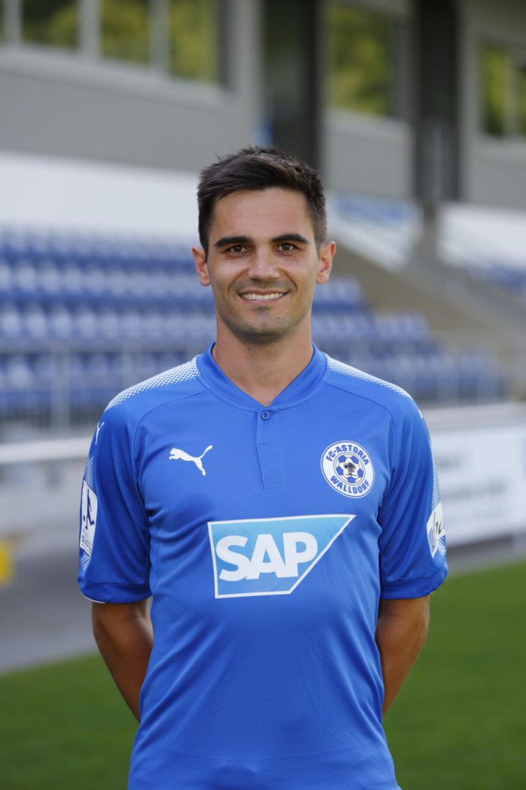 FC-Astoria Walldorf: Benny Hofmann und Harun Solak verlängern